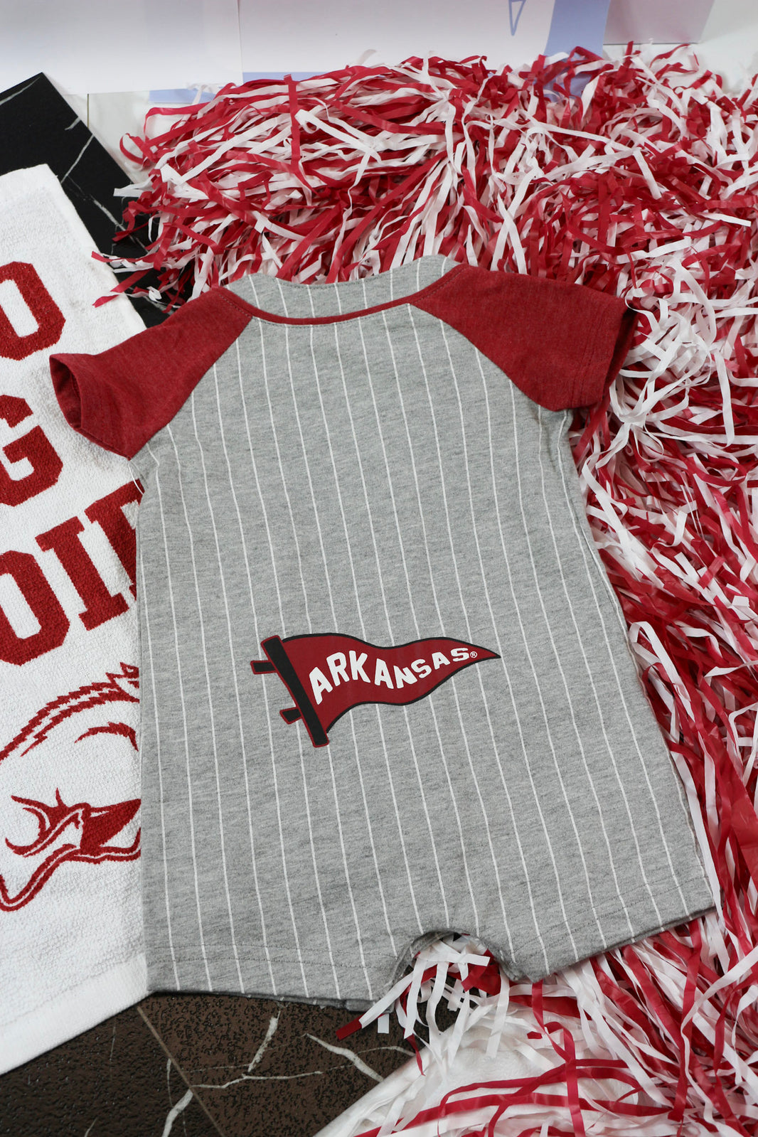 Trending: Razorback – Dales Clothing Inc