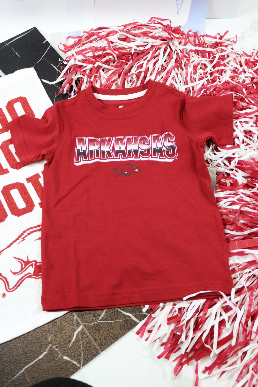 Trending: Razorback – Dales Clothing Inc