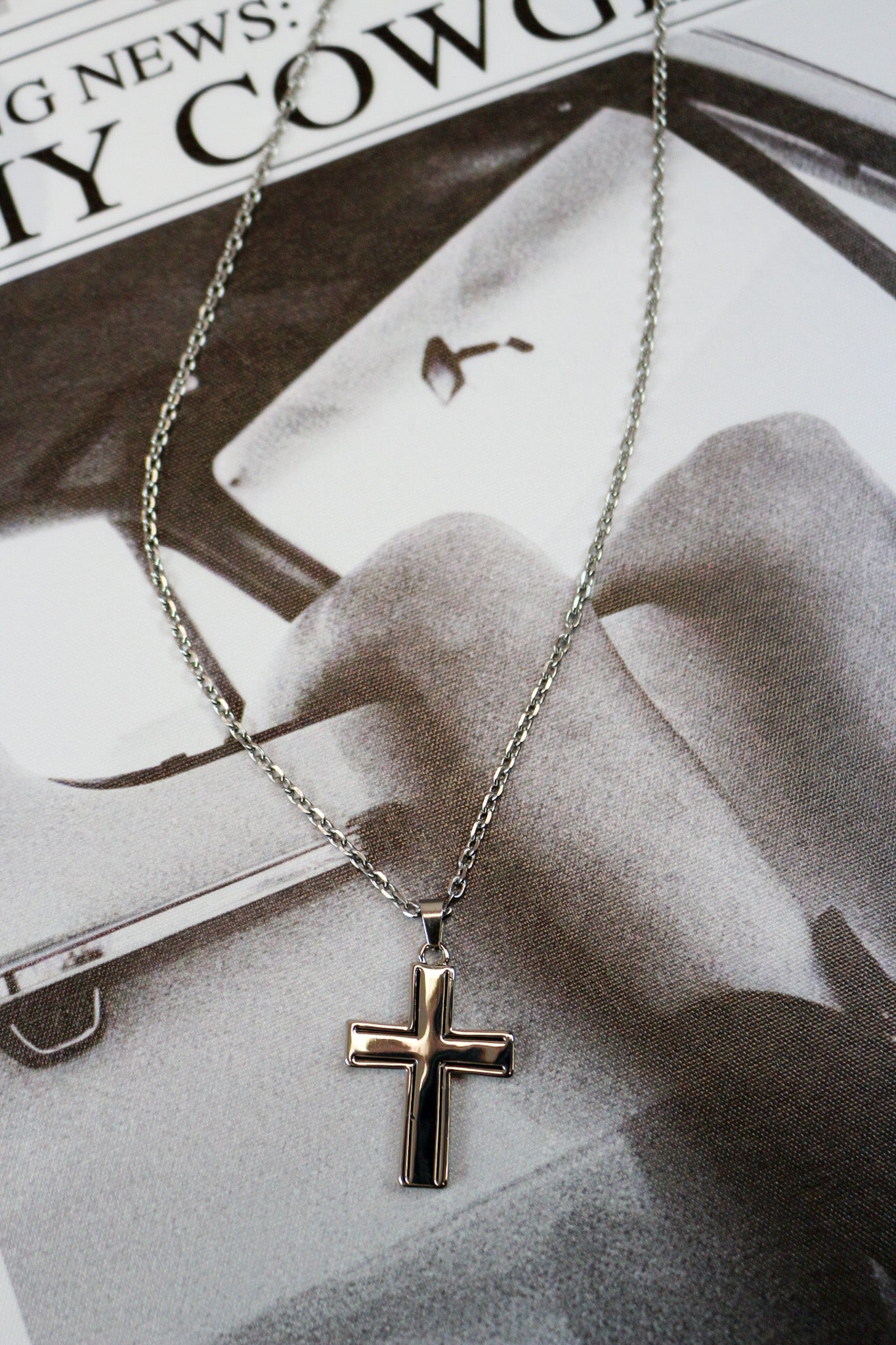 Justin Men's Silver Cross Necklace – Dales Clothing Inc